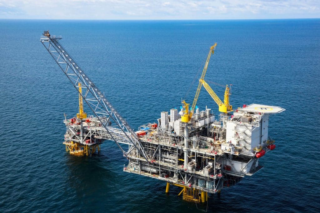 Prio investe US$ 1,92 bilhão e assume 40% de campo offshore gigante no ...